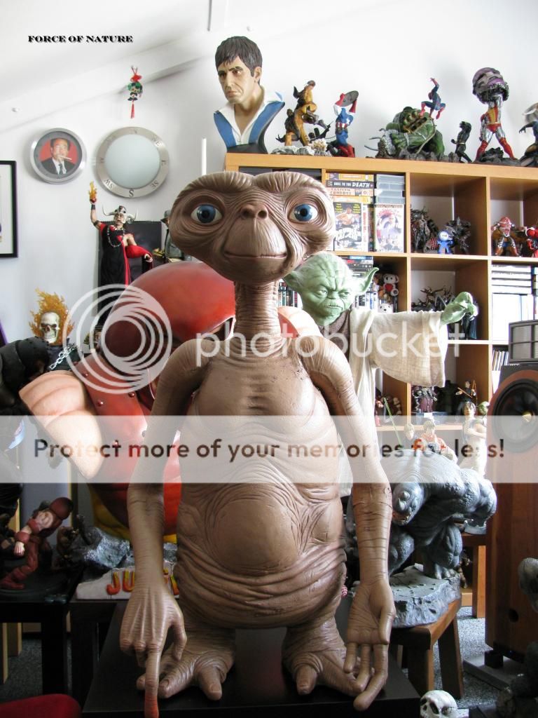 E.T. Phone Home... E.T. The Extra-Terrestrial Stunt Puppet Prop Replica ...